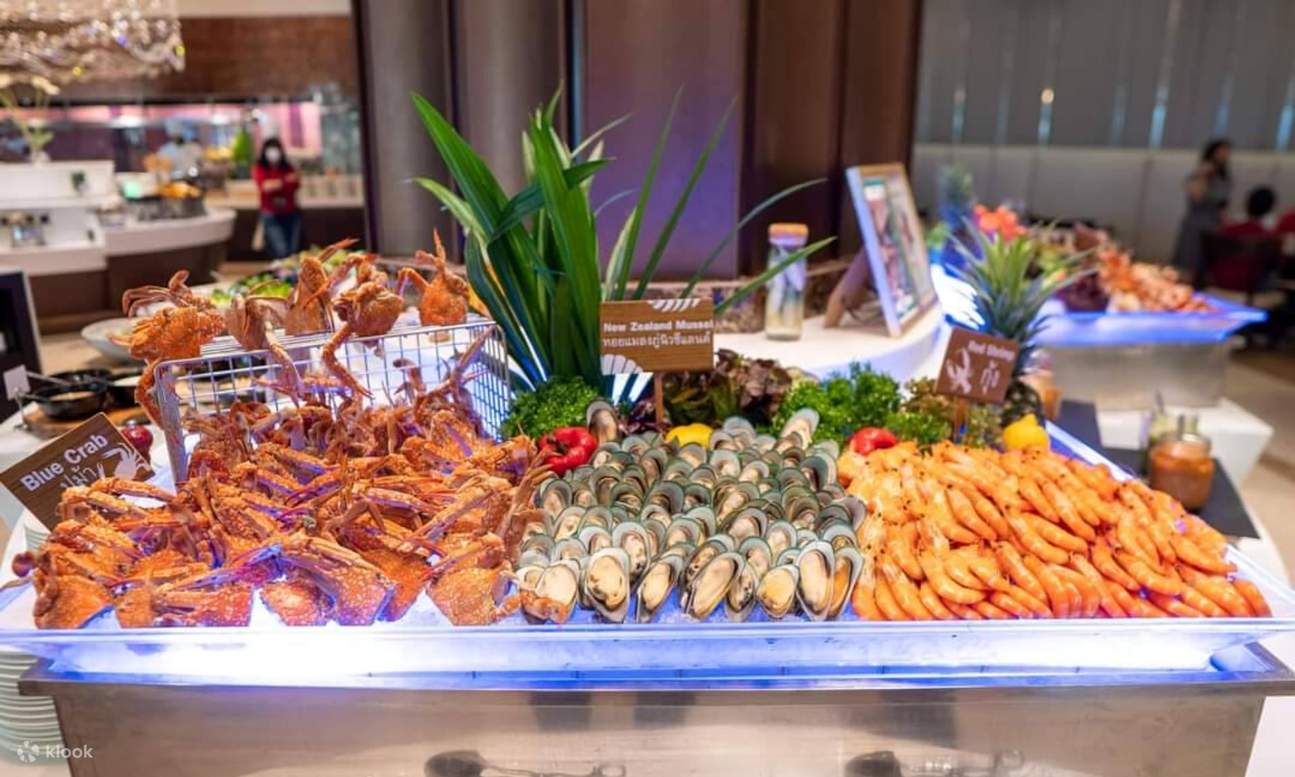 The Berkeley Dining Room in The Berkeley Hotel Pratunam - Klook