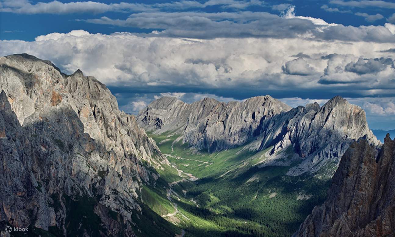 7-Day, 6-Night Gan Nan Secret Realm Tour (Maitreya Buddha Pavilion ...