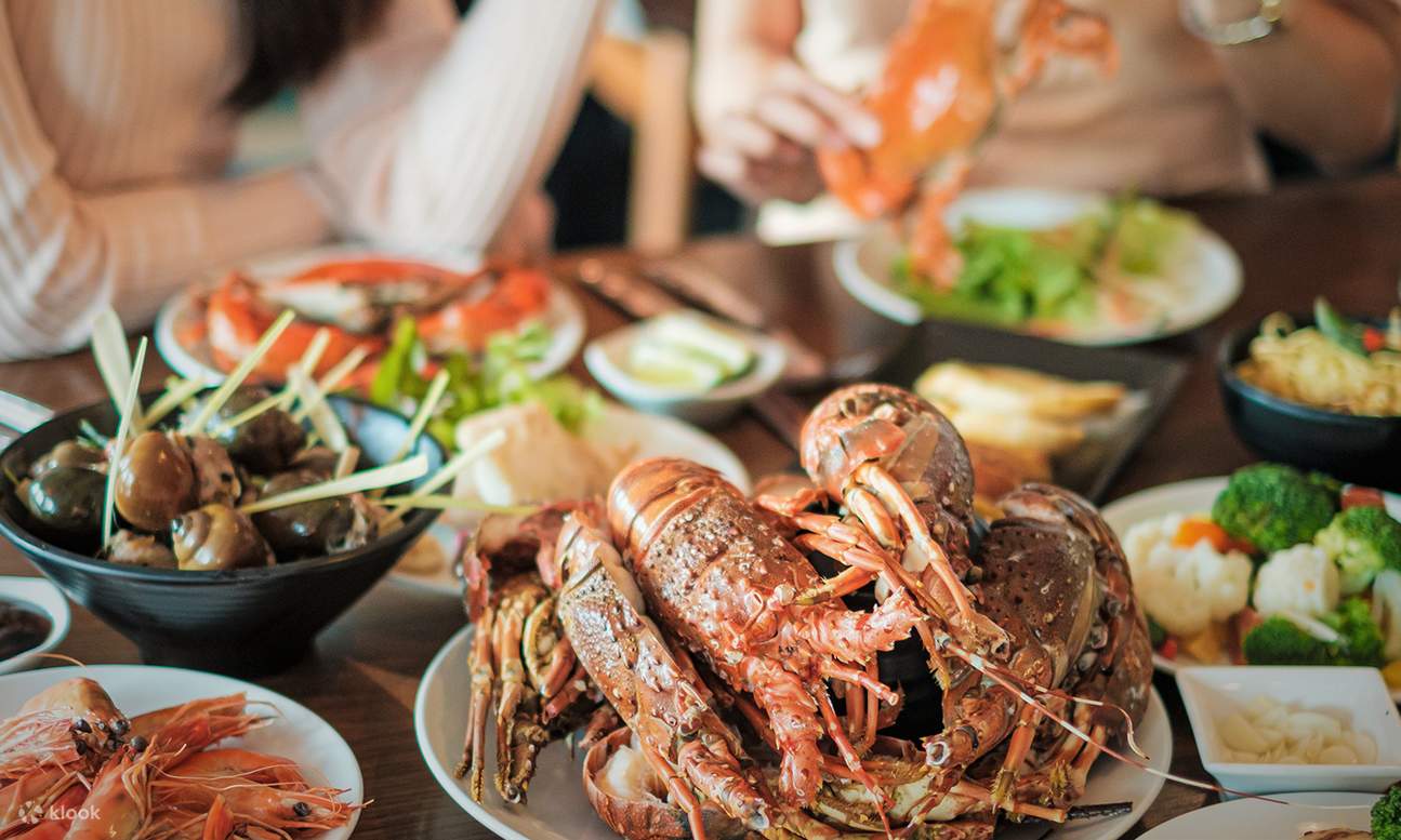 Buffet Tại Renaissance Riverside Sài Gòn (Viet Kitchen) - Klook Việt Nam