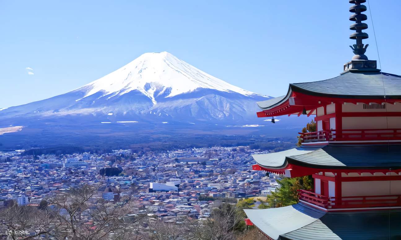 Mount Fuji Special Train & Lake Kawaguchi Cruise/Ropeway & Lake ...