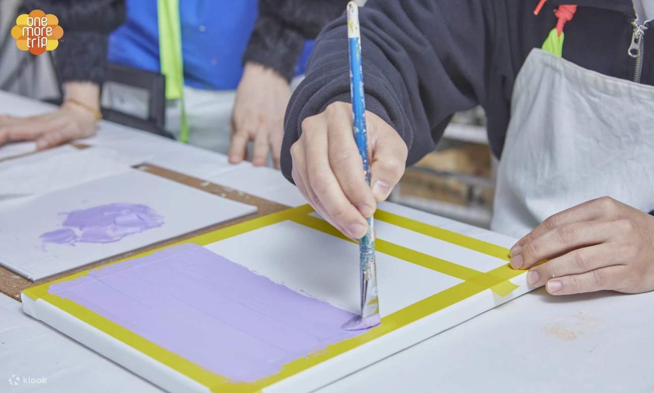 [Klook]Character line drawing - Klook