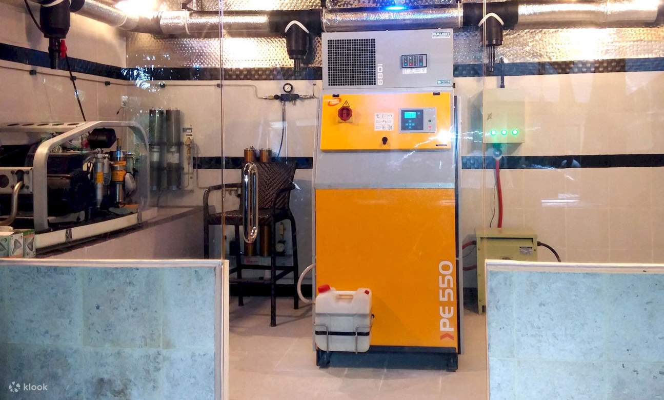 Become a PADI Enriched Air Diver in Cebu with PADI 5 Star IDC - Klook ...