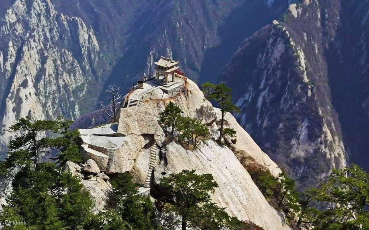 4-Day Tour in Xi'an, Shaanxi (Huaqing Hot Spring + Terracotta Warriors ...