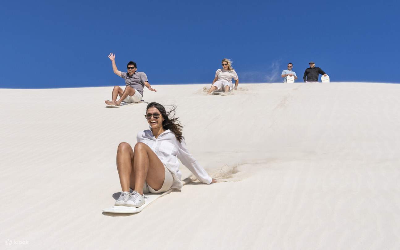 2 Day Pink Lake, Pinnacles & Sand Dunes Tour with Japanese Guide ...