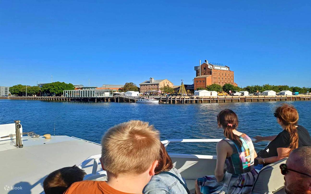 2 Hours Port River Dolphin and Maritime Cruise - Klook Australia