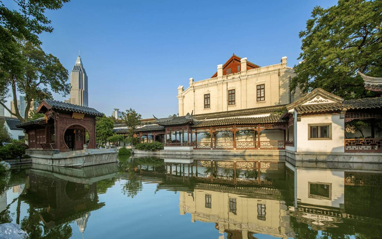 Nanjing: Grand Bao'en Temple + City Wall Museum + Presidential Palace ...