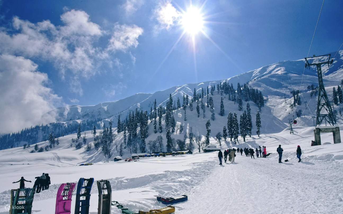 3D2N Gulmarg Ski Holiday: Learn to Ski in India’s Snow Paradise - Klook ...