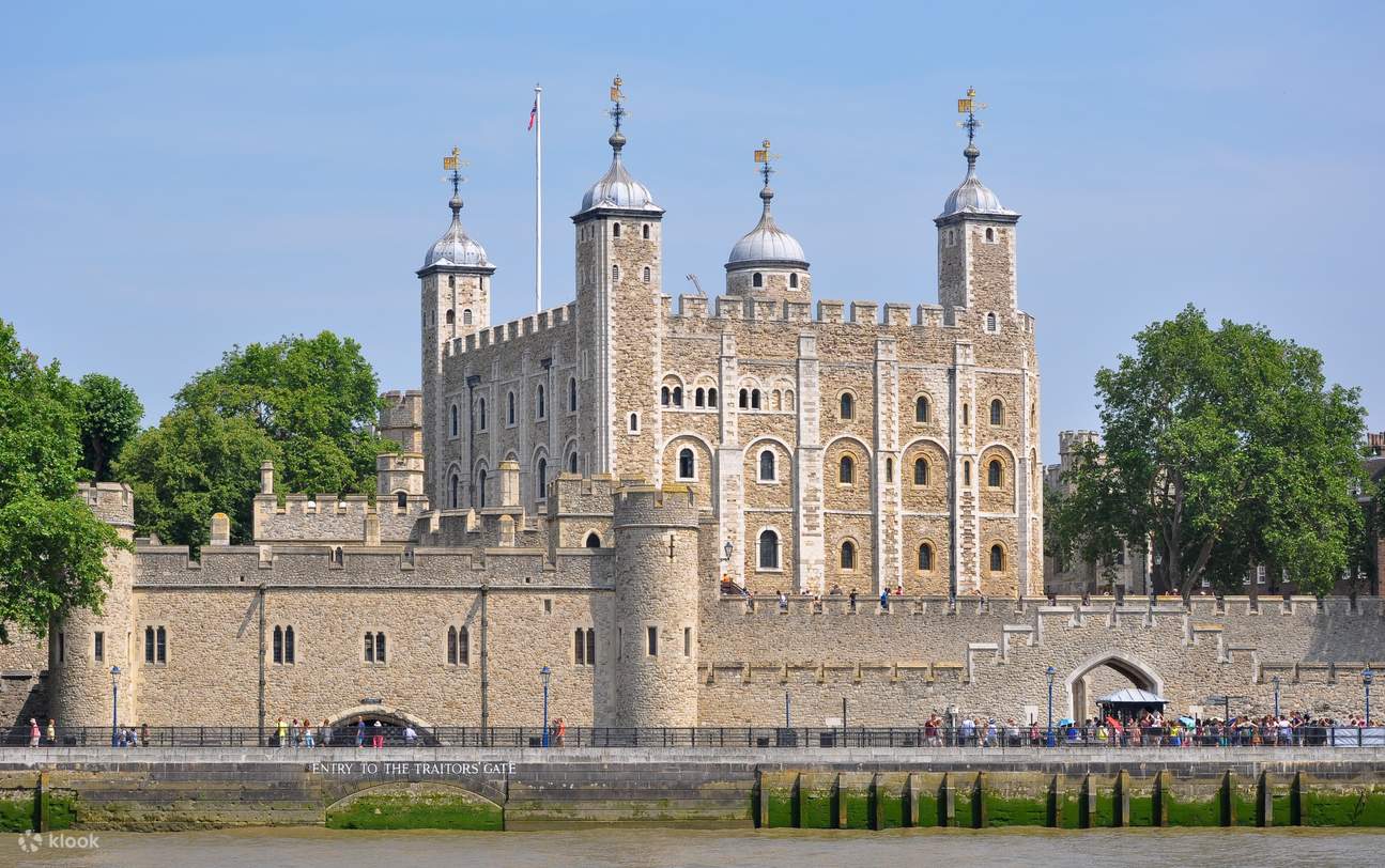 Try 8 English Foods & See Over 30 London sights! - Klook Australia