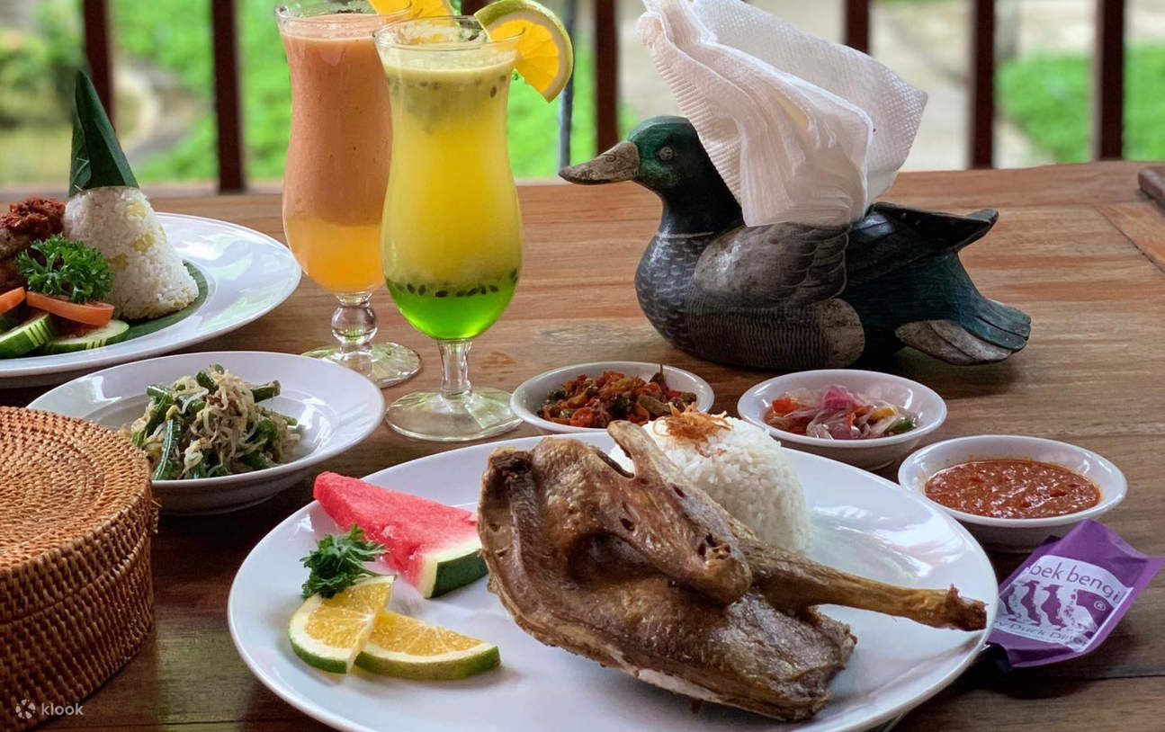 Yoga Experience at Yoga Barn and Food Tour in Ubud - Klook Hong Kong