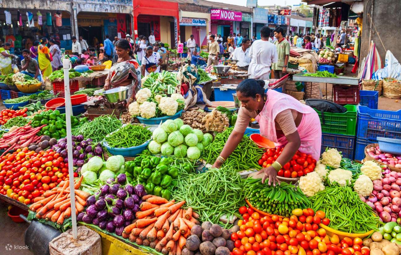 Menjelajahi Pasar Mumbai yang Ramai: Guided Tour dengan Berjalan Kaki ...