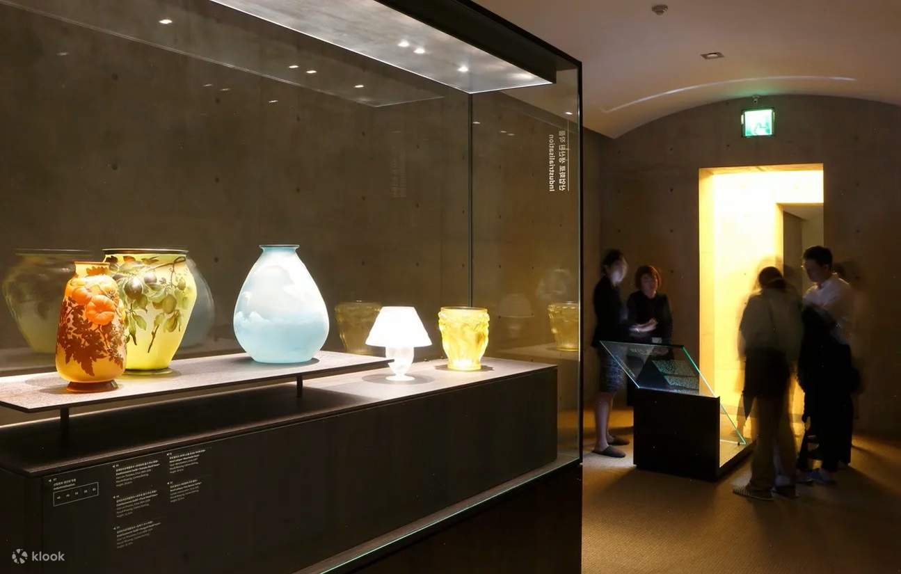 Jeju Seopjikoji Cart Rental + Yumin Art Nouveau Collection Ticket ...