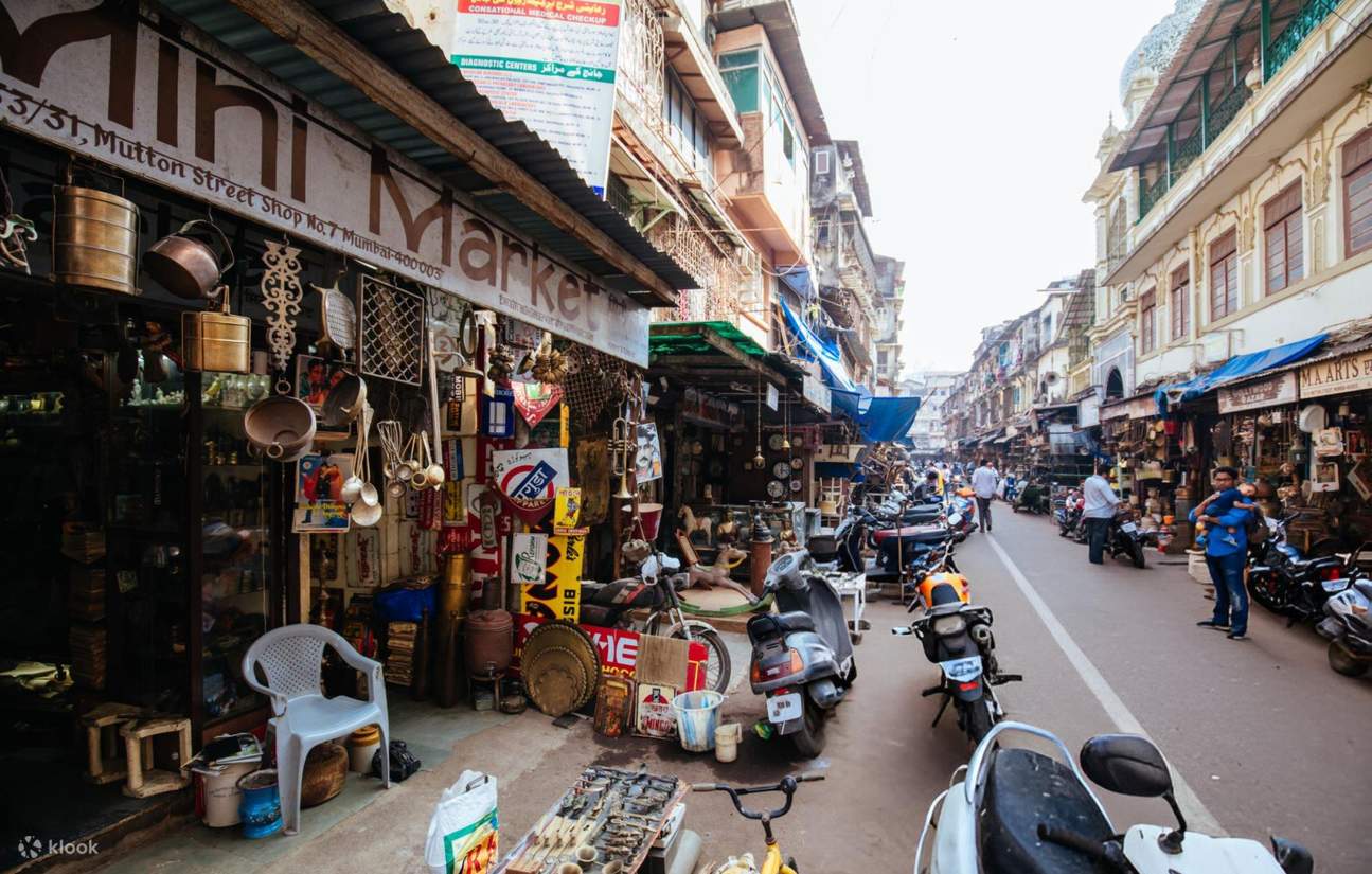 Menjelajahi Pasar Mumbai yang Ramai: Guided Tour dengan Berjalan Kaki ...