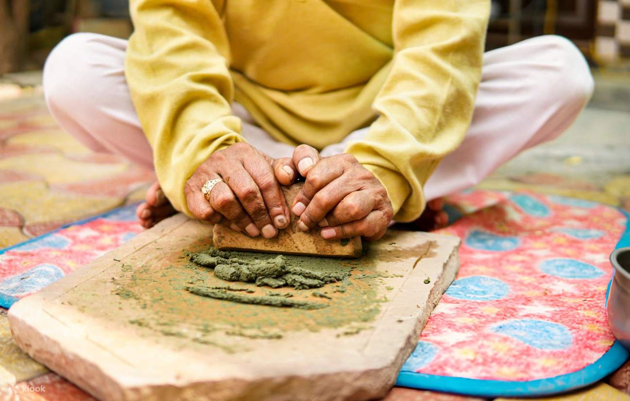 Rural Varanasi: Full-Day Guided Village Tour by car - Klook India