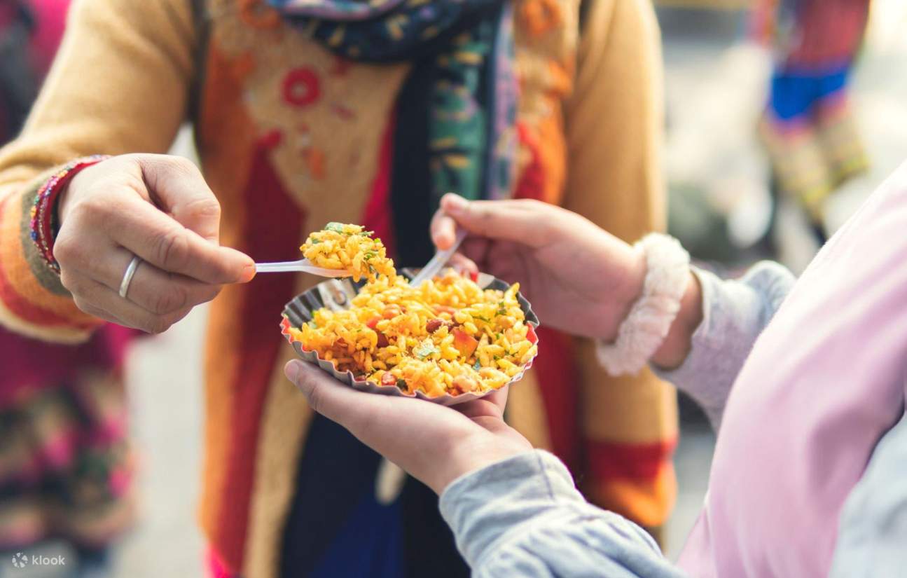 Flavors of Pune: Guided Street Food Tasting Tour with a local - Klook