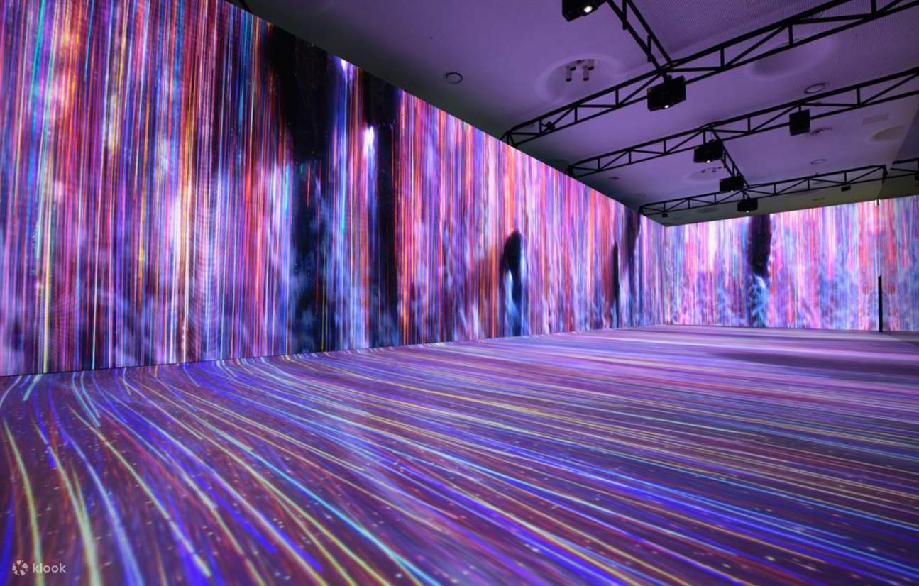 When Clouds Dissipate,the Moon illuminates, When the Wind Susurrantes ...