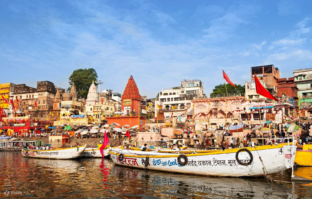 Varanasi: Morning Tour with Yoga, Classical Dance Boat Ride - Klook