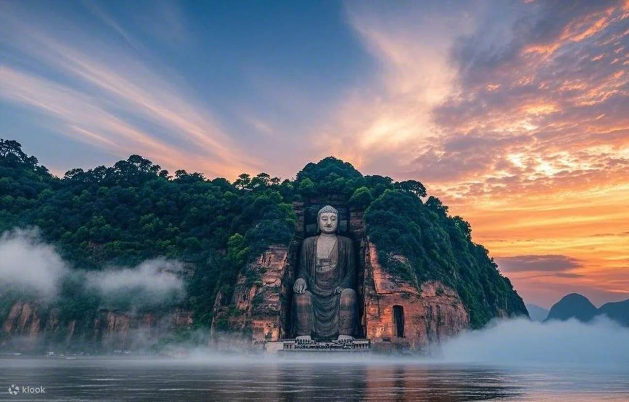 Sichuan Leshan Giant Buddha + Huanglongxi Ancient Town 1-Day Tour (The ...