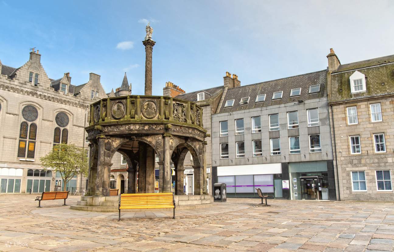 Edinburgh Old Town Walking Tour with an App - Klook Canada