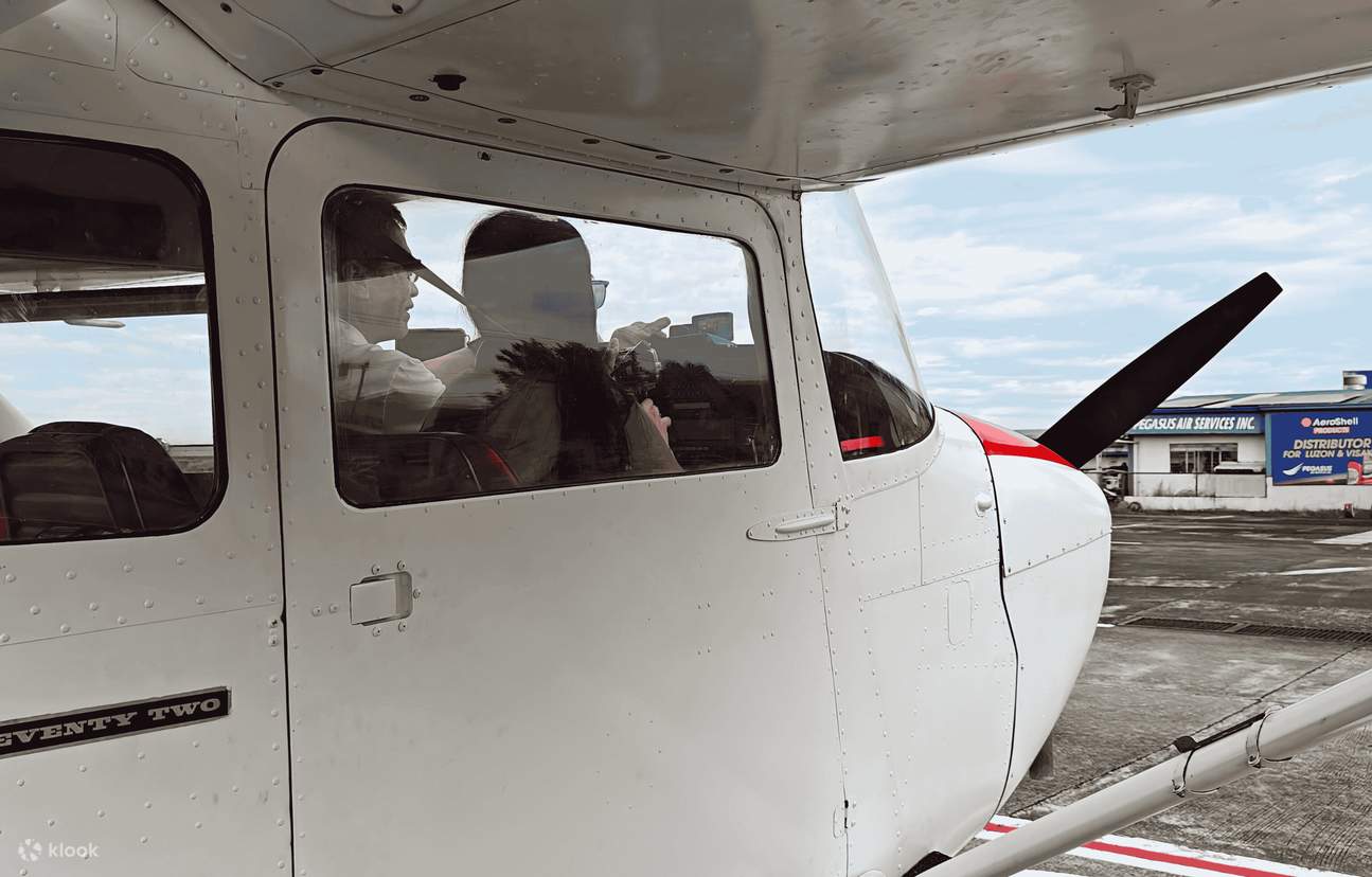 Pilot for a Day Experience in Bulacan - Klook Philippines