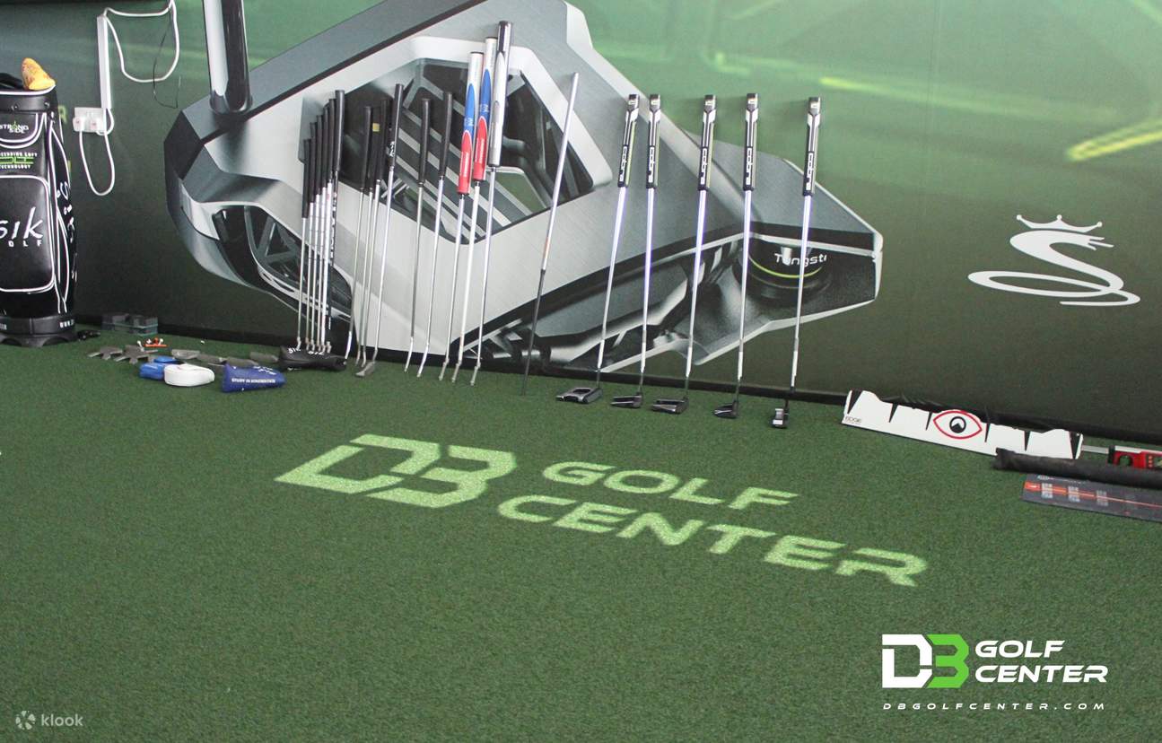 DB 高尔夫中心采用 3D 果岭使用的室内高尔夫刺激器 - Klook客路