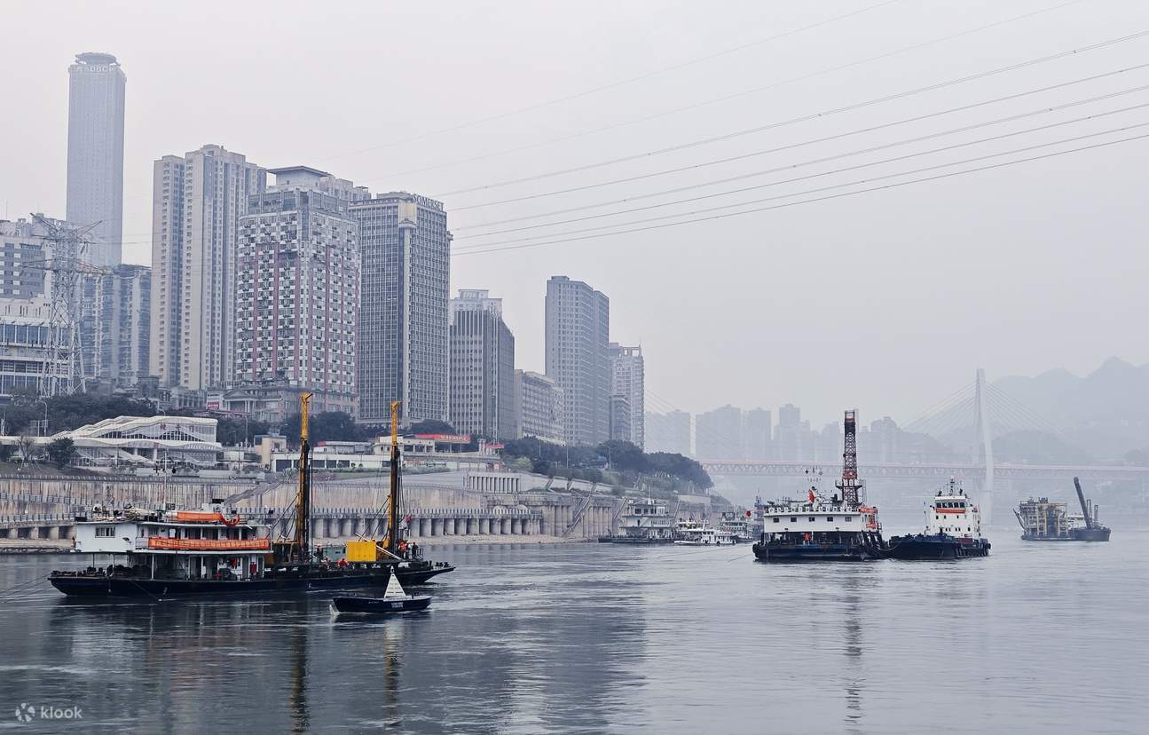 Local architects take you to explore the magical terrain of Chongqing ...
