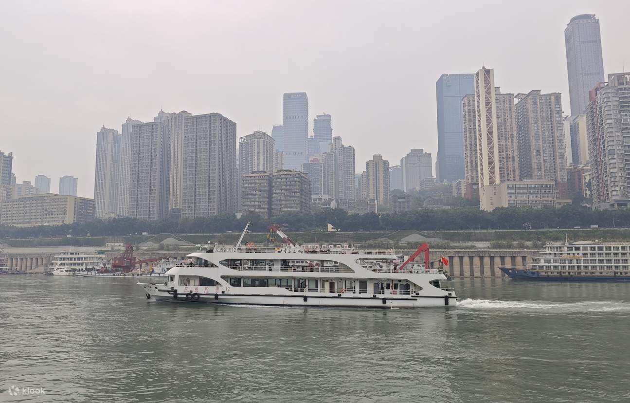 Local architects take you to explore the magical terrain of Chongqing ...