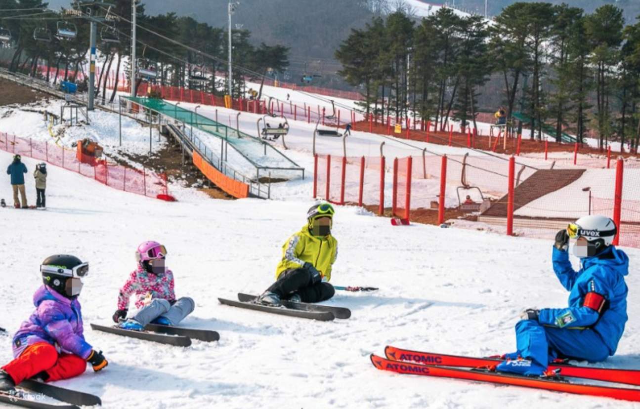Jisan Forest Resort Ski x Snowboard Day Tour - Klook Singapore