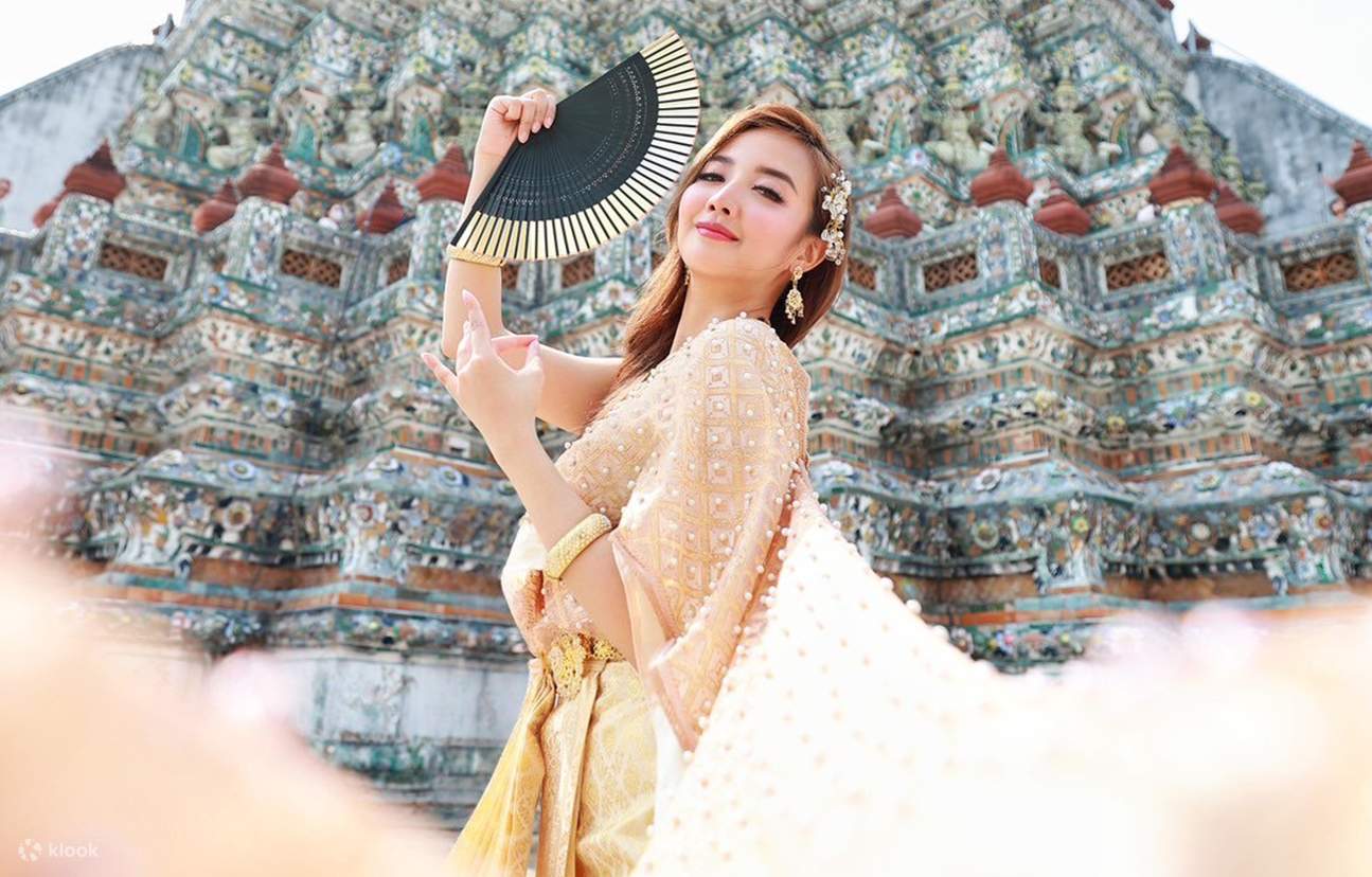 Full Set Thai Costume Rental in Bangkok + Hairdo & Makeup - Klook