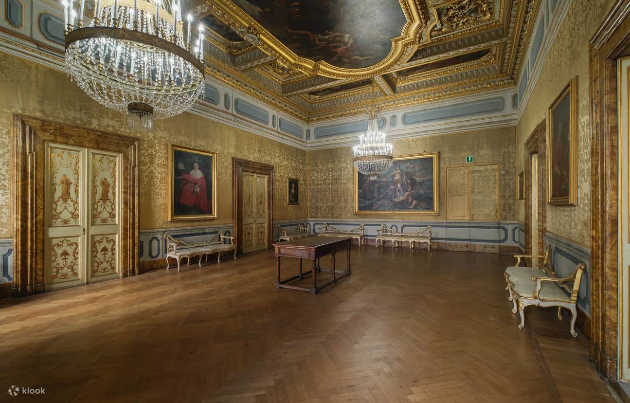 Palazzo Patrizi Montoro and Walking Tour of the Famous Squares - Klook ...