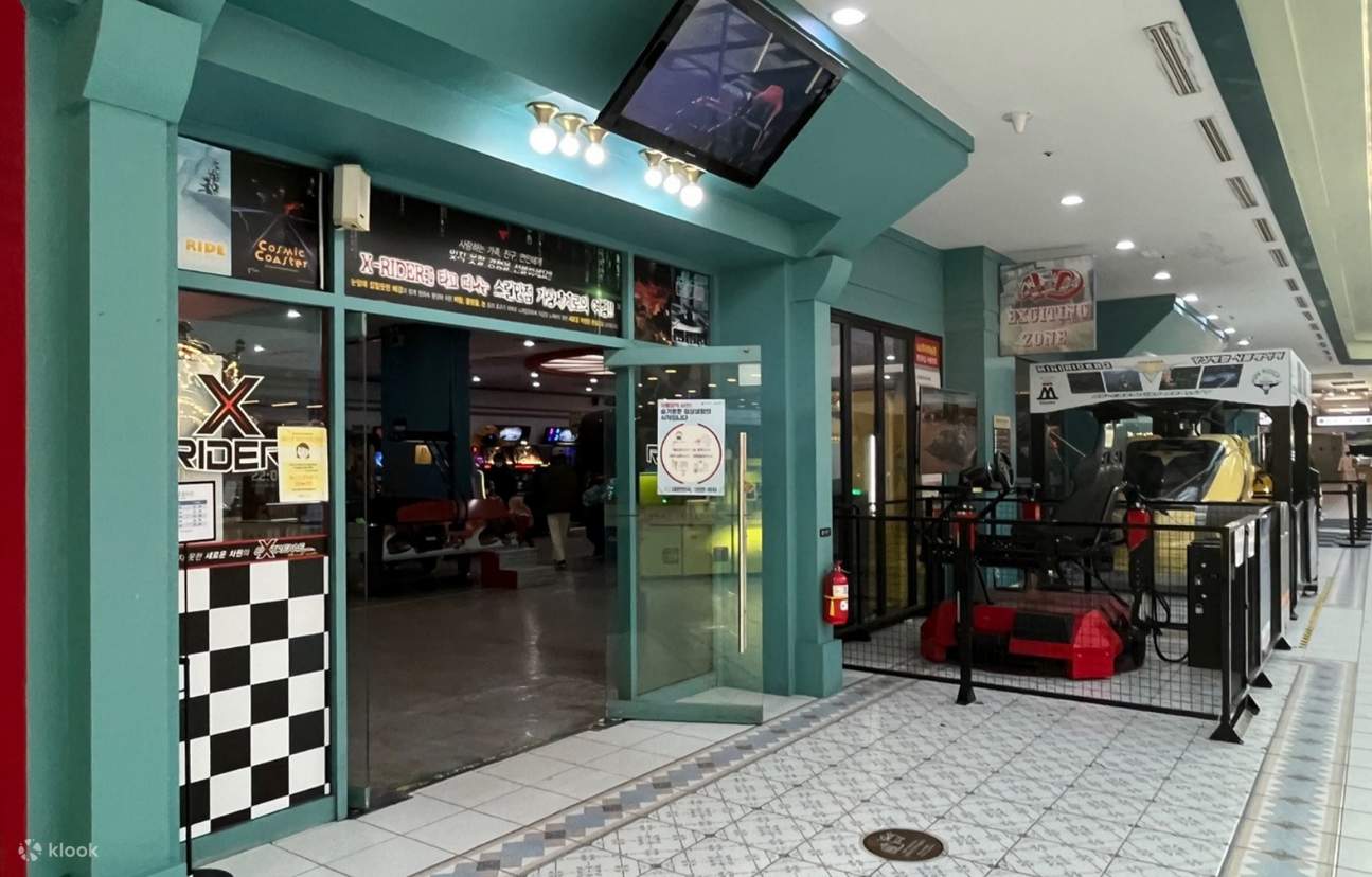 Vivaldi Park / Ski + Snowboard + SnowyLand Day Tour - Klook