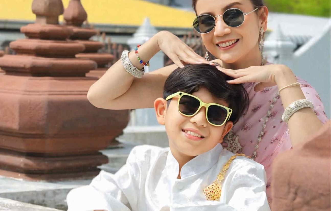 Full Set Thai Costume Rental in Bangkok + Hairdo & Makeup - Klook