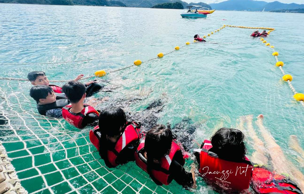 Experience Unforgettable Moments with Kapal Layar's Premium Sunset ...