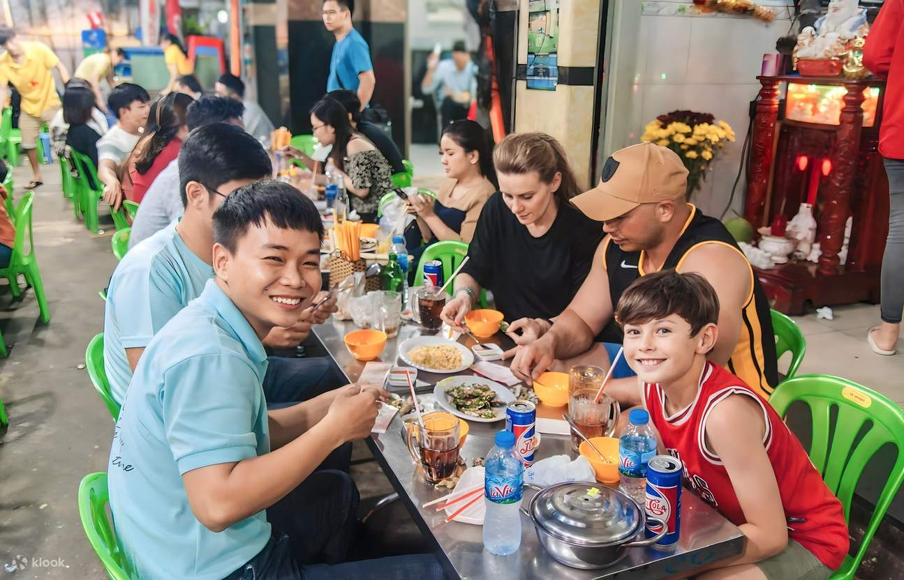 Ho Chi Minh City Street Food Walking Tour - Klook Australia