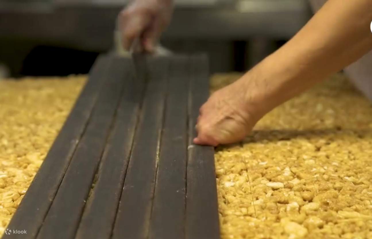 Tour Tương Tác Hawker Walk Khu Phố Tàu - Klook Việt Nam