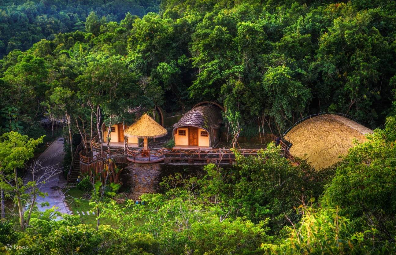 Hainan Sanya Binlanggu Li and Miao Cultural Tourism Area + Nanwan ...