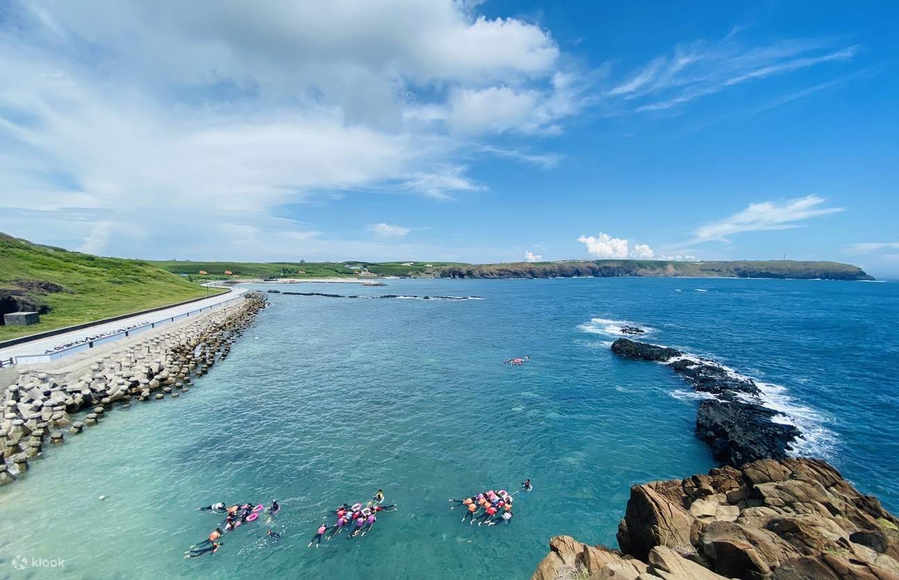 D'île en île à Penghu : excursion d'une journée sur l'île de Qimei (bus ...