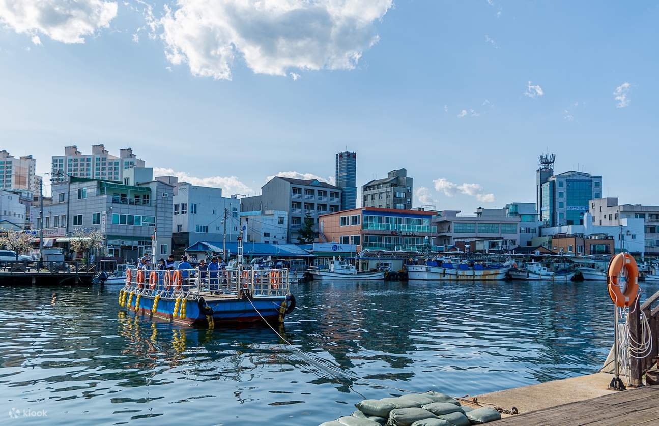 Sokcho Private Car with Driver: Pantai Sokcho, Seoraksan, Abai Village ...