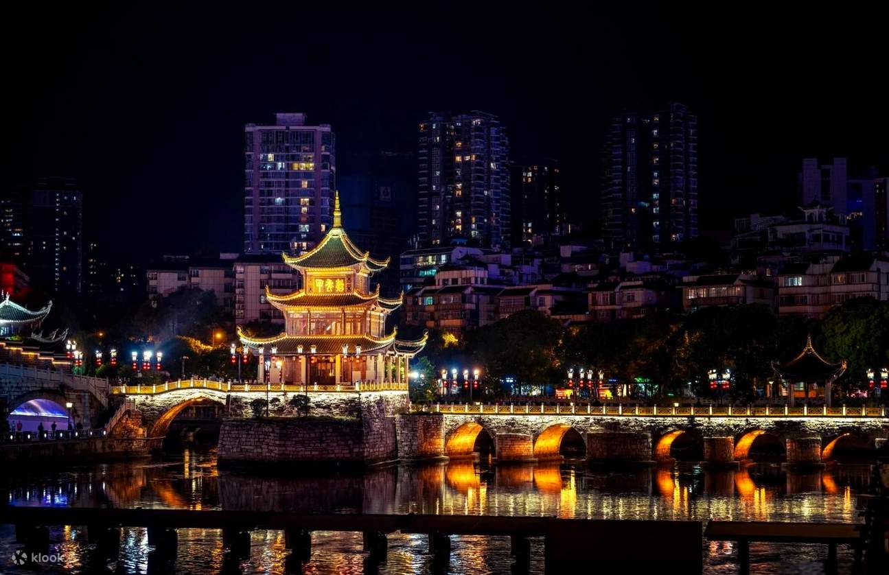 Guiyang Qianling Mountain Park, Jiaxiu Tower, Qingyan Ancient Town ...