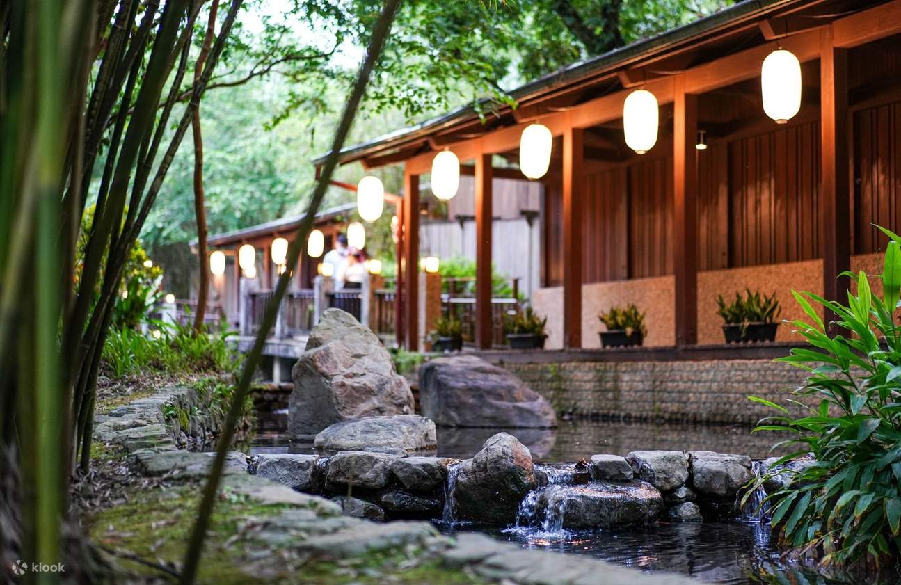 Yilan: Jiaoxi Hot Spring Park Forest Bath Ticket/Kimono and Yukata Experience/Seafood Noodles ...