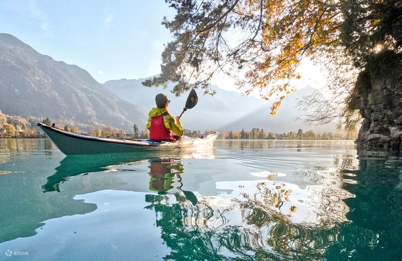 Join In Summer Kayaking in Lake Brienz - Klook