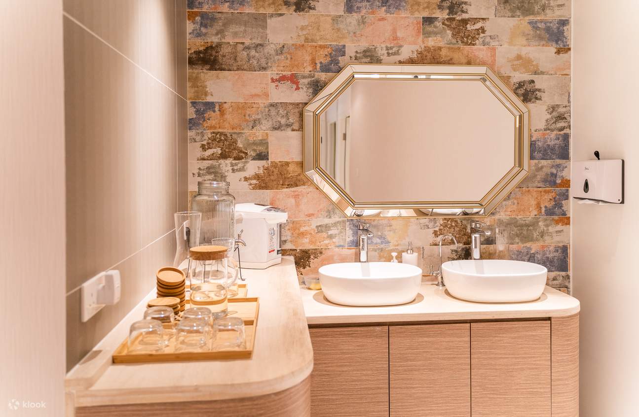 Full Moon Health Spa Experience in Causeway Bay - Klook Philippines