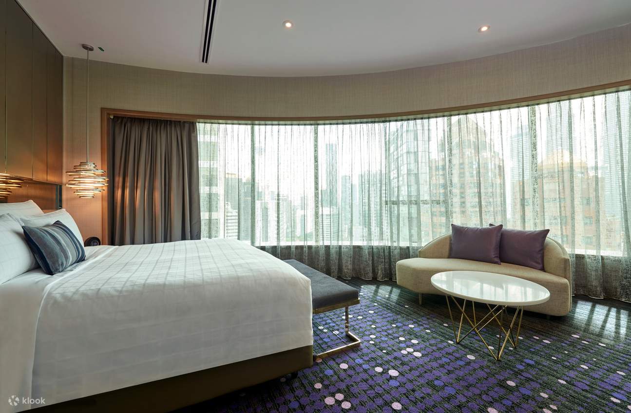Pullman KLCC (Overnight Stay) with Breakfast, Vibes Spa & Food Credit ...