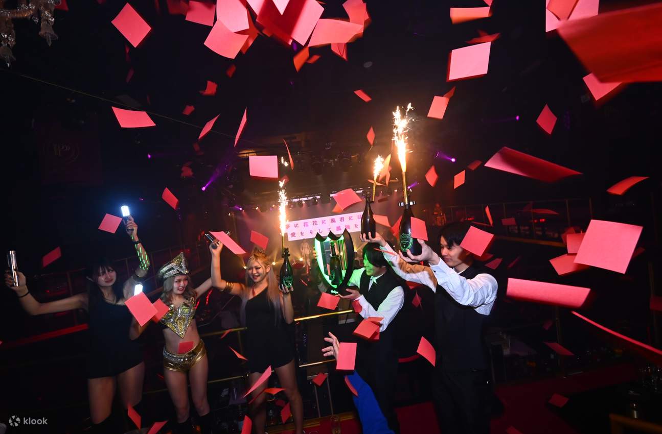 PICCADILLY PREMIUM DINNER SHOW&NIGHT CLUB VIP | Klook