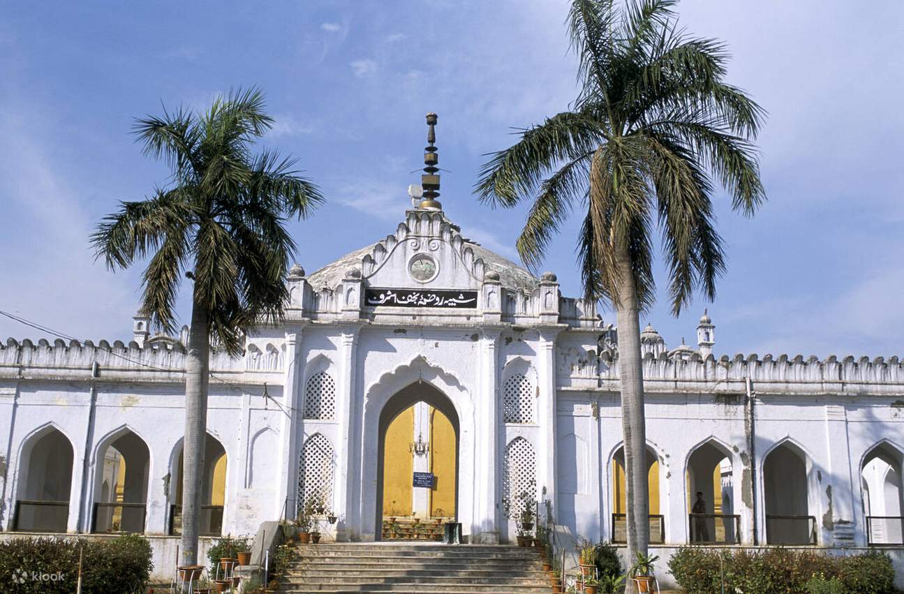 Lucknow in Full a Day: Guided Sightseeing Tour in Car with guide ...