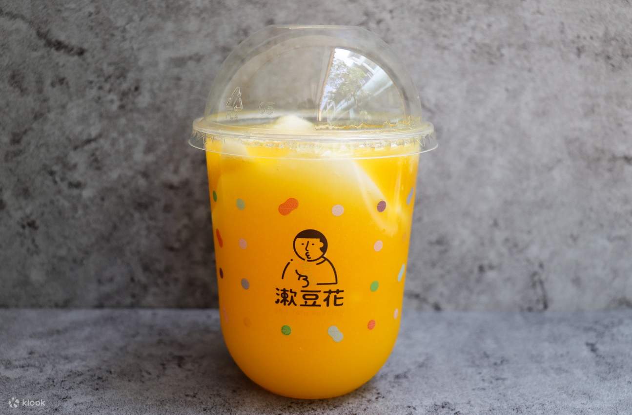 Tofu Pudding with Peanuts, Tapioca Balls, and Mango Juice at Shu Tofu ...