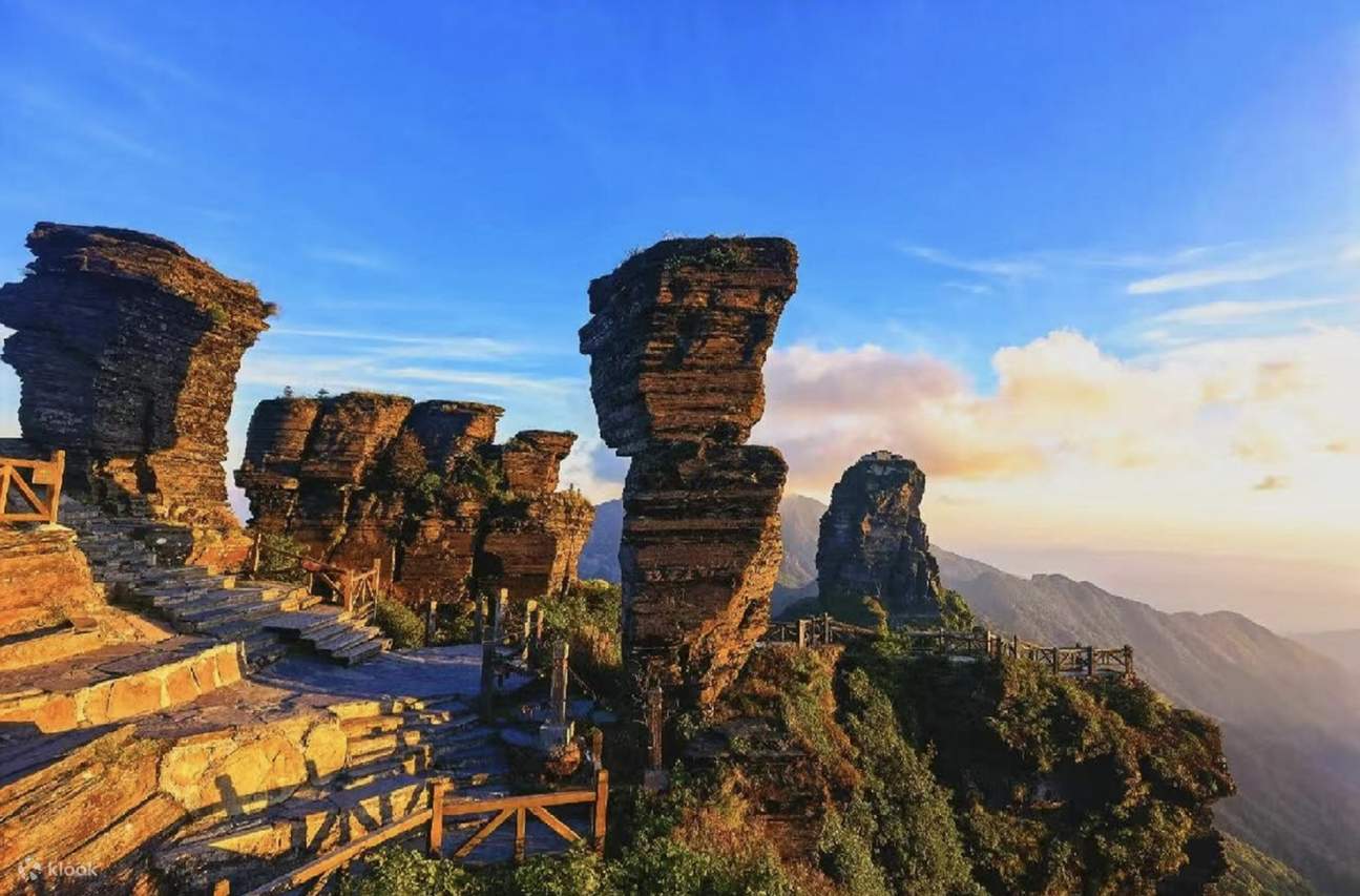 3-Day Guizhou Highlights Tour (Explore the Secluded Xiaoqikong Scenic Area + Visit the Xijiang ...