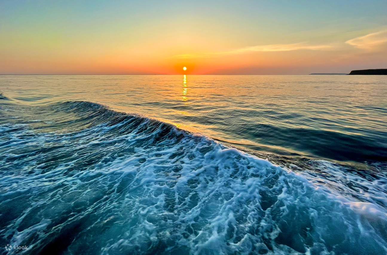 Penghu Night Fishing Small Tube: Hujing Island Sunset Half-Day Tour ...