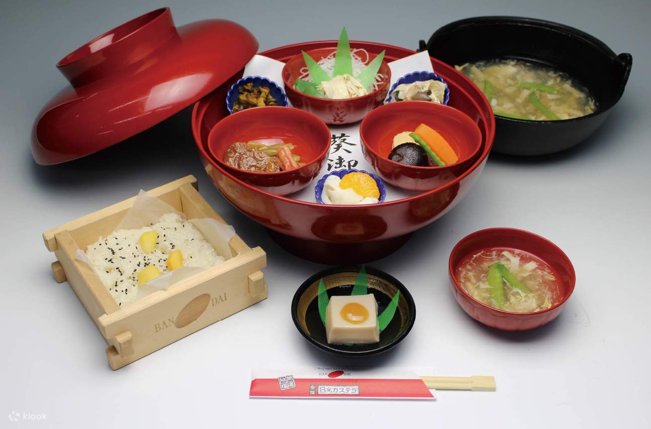 Nikko Day Tour: Toshogu Shrine + Kegon Falls + Lake Chuzenji (with ...