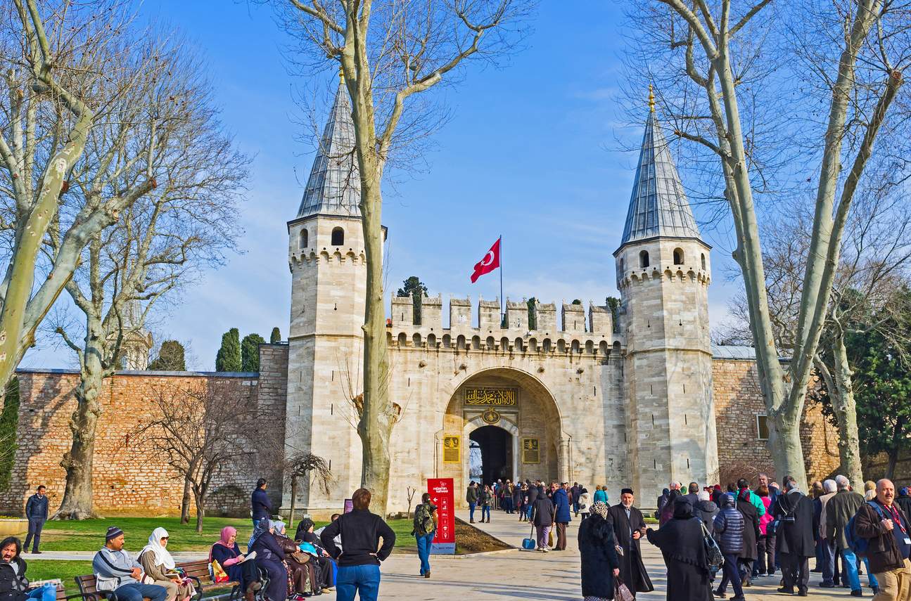 Masjid Biru Jelajah Bandar Istanbul, Hagia Sophia dan Topkapi w/ Makan ...
