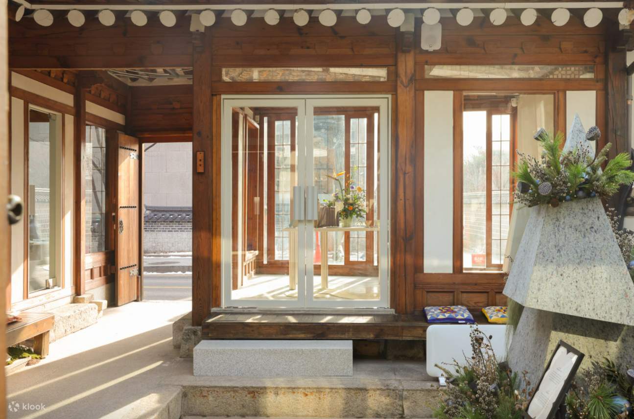 Smudge Stick & Custom Pouch Making Experience - Klook